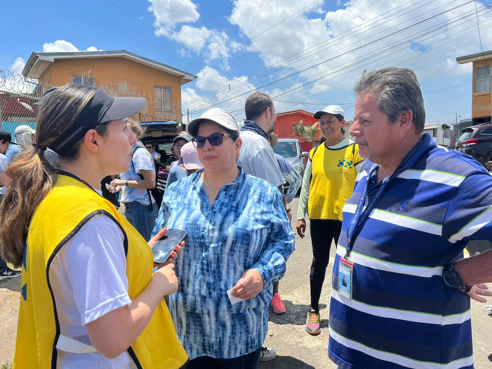 Limpieza y mantenimiento de áreas públicas Guararí | Portal ...
